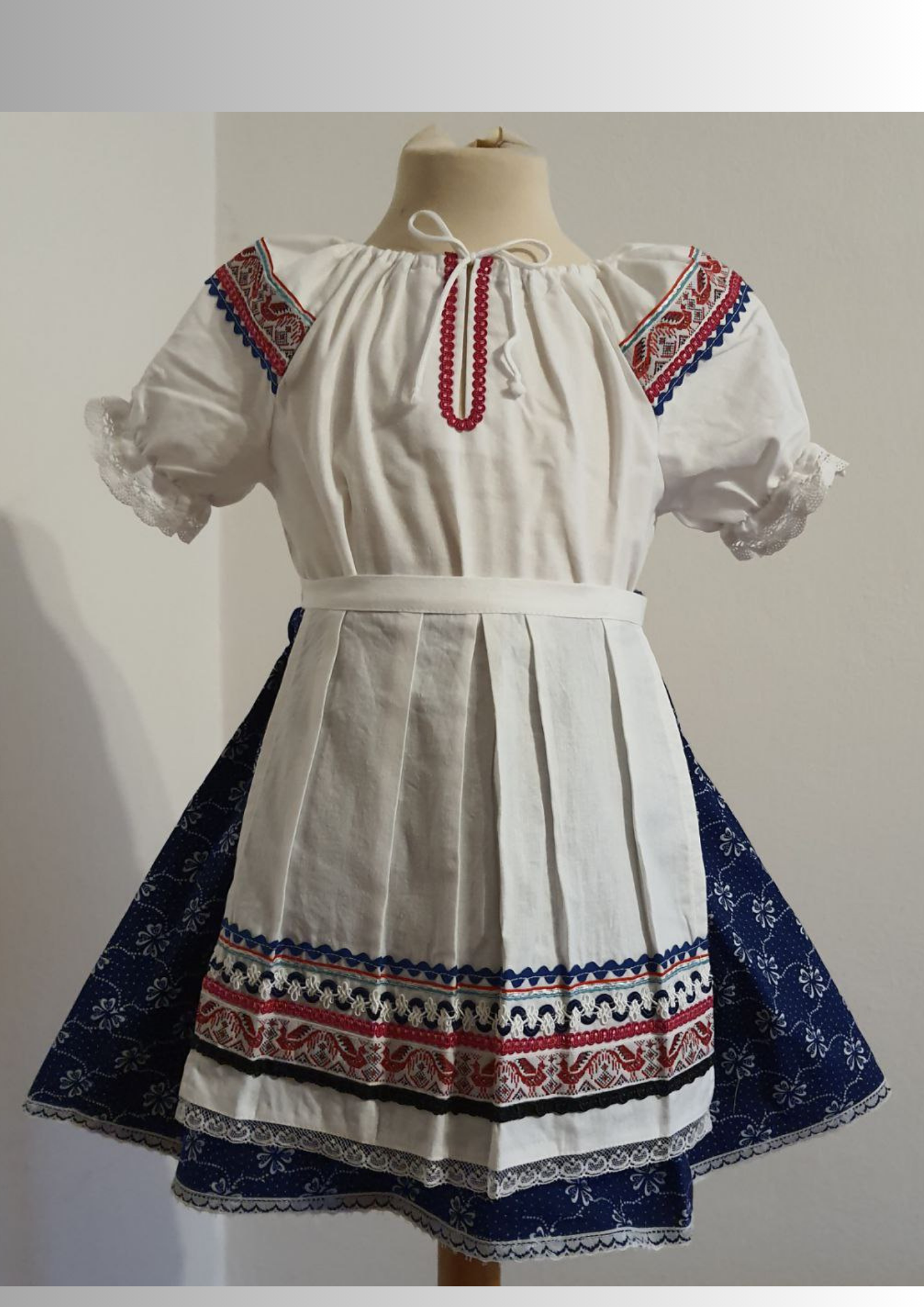 Detský kroj Modranka 2 – Wolfica